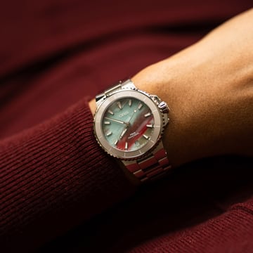 Aquis Date Upcycle - 01 733 7792 4150-07 8 19 05P | Oris